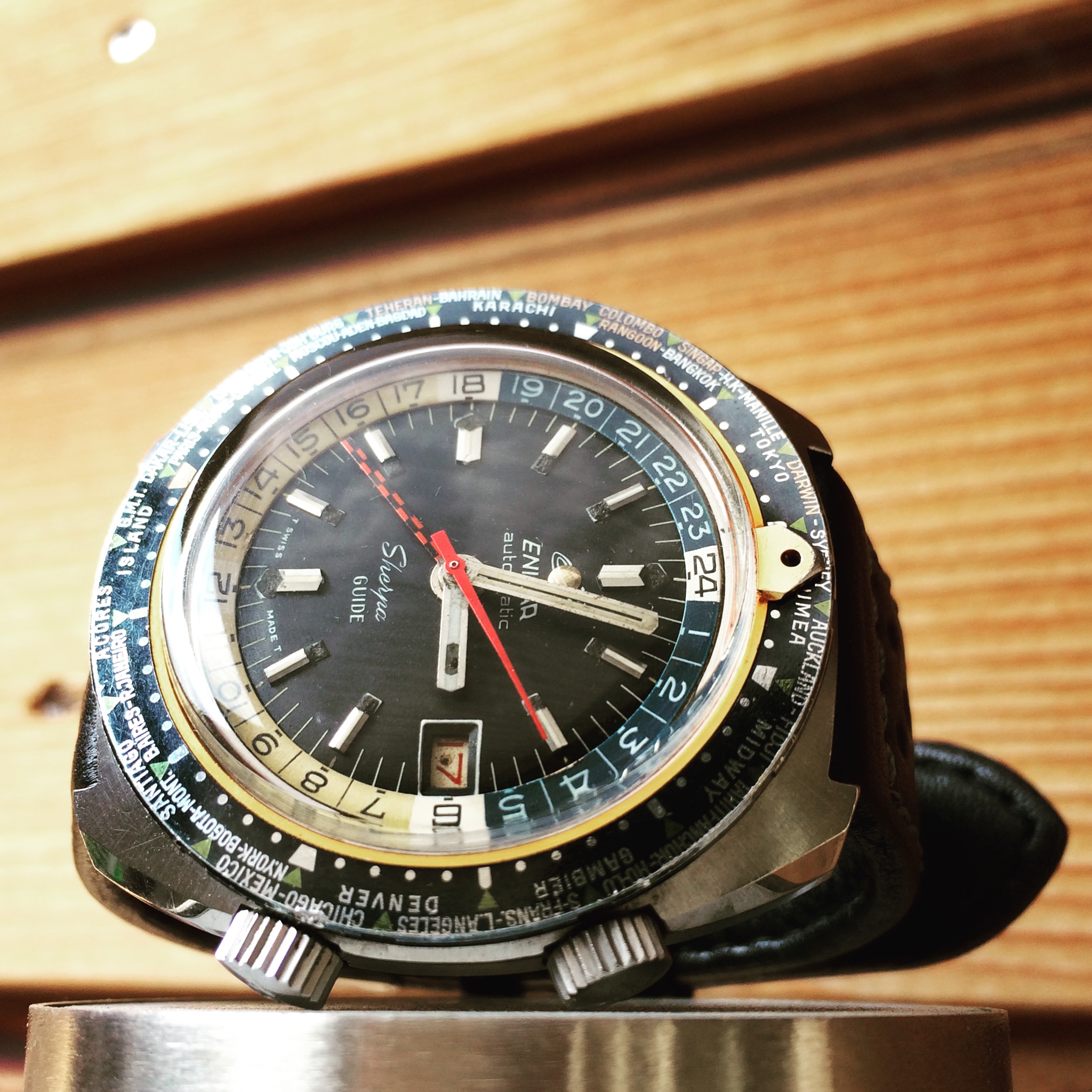 The many colors of the Enicar Sherpa Guide (and why it deserves more ...