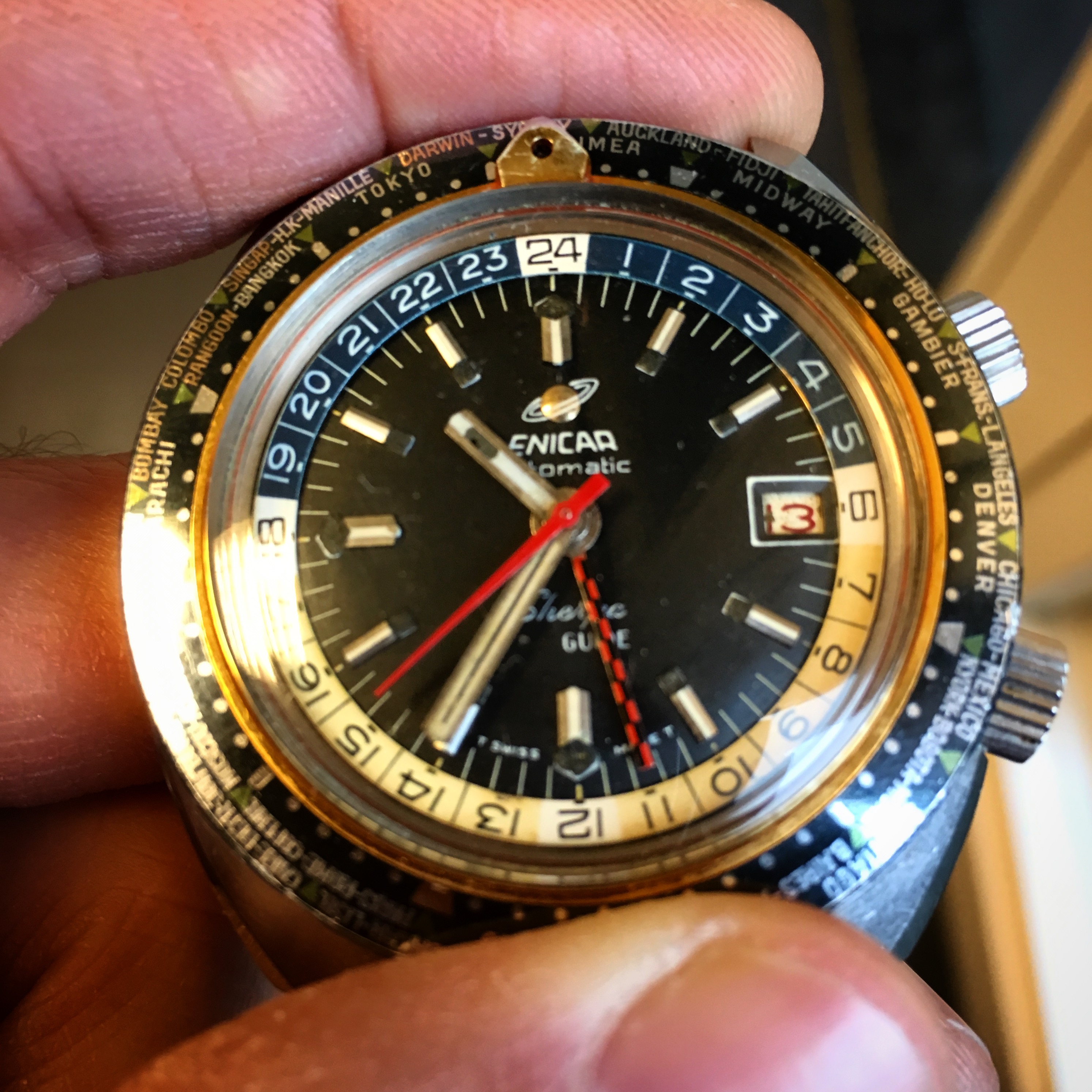 The many colors of the Enicar Sherpa Guide (and why it deserves more ...