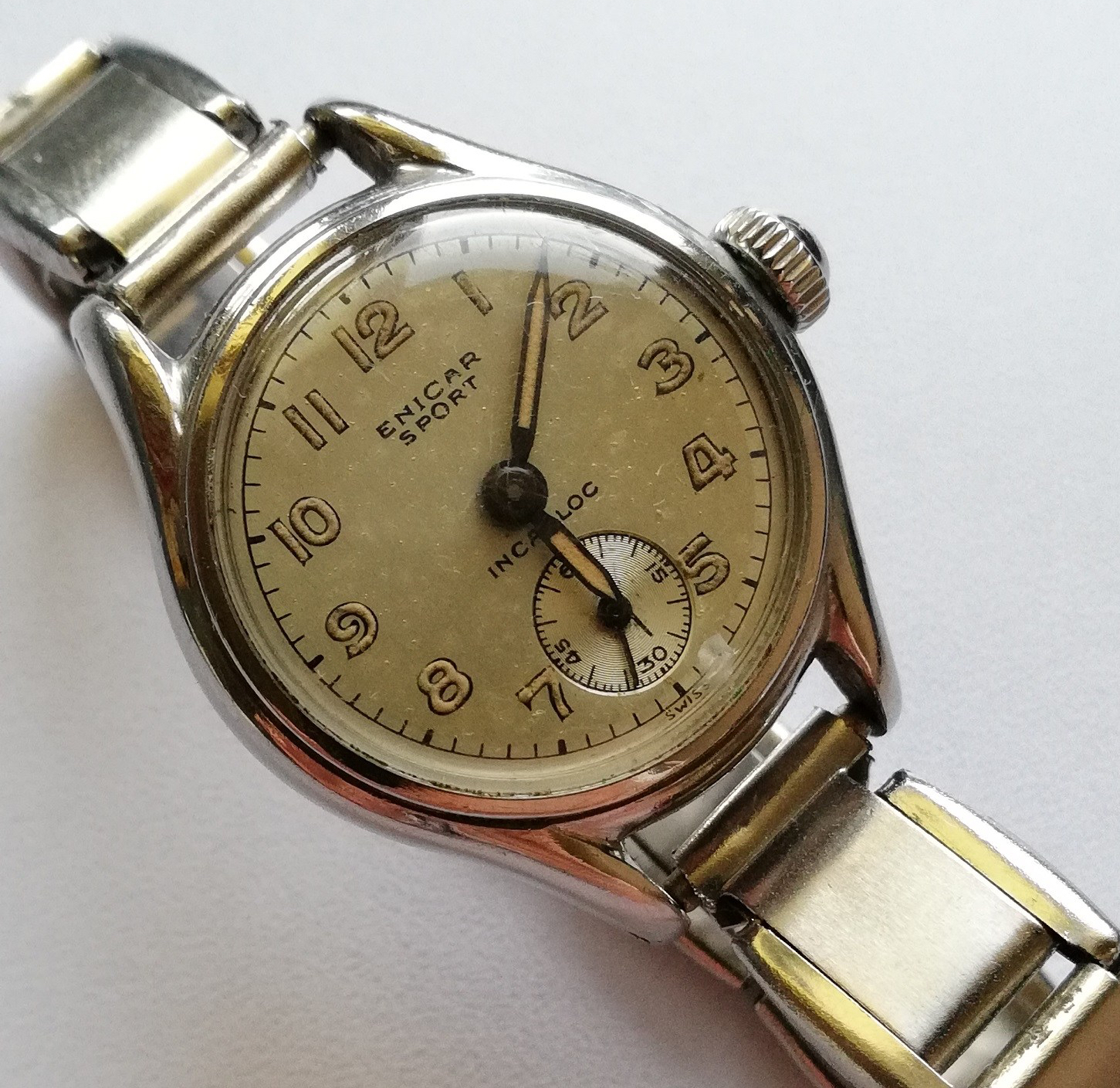 An ode to the ladies of Enicar | Time for a Change